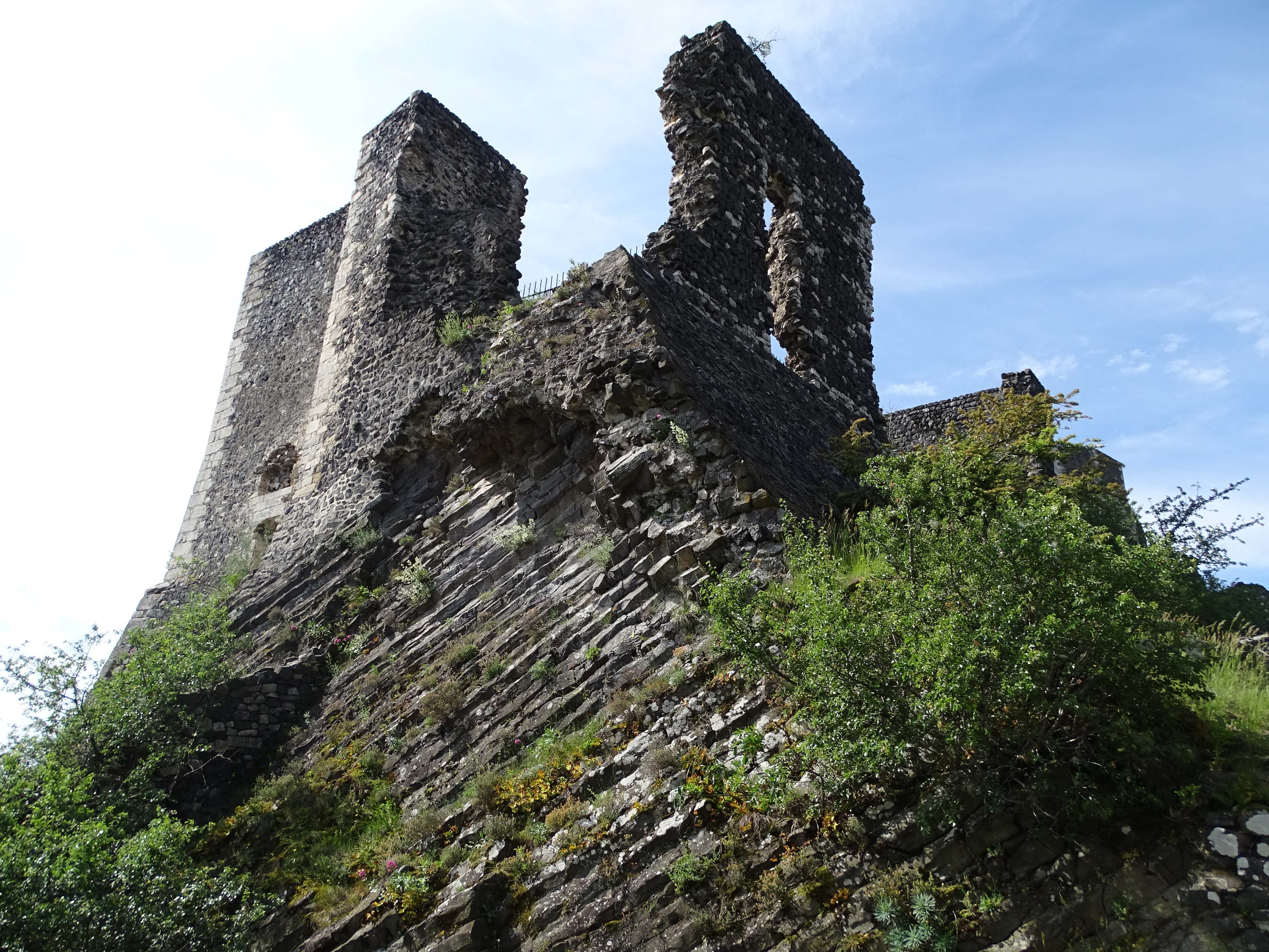 ROCHEMAURE (07) Château de Rochemaure